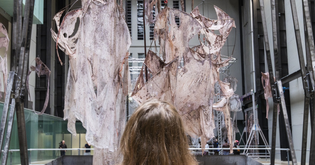 Frieze London diary: the yolk's on Sarah Lucas, the (sort of) masked ...